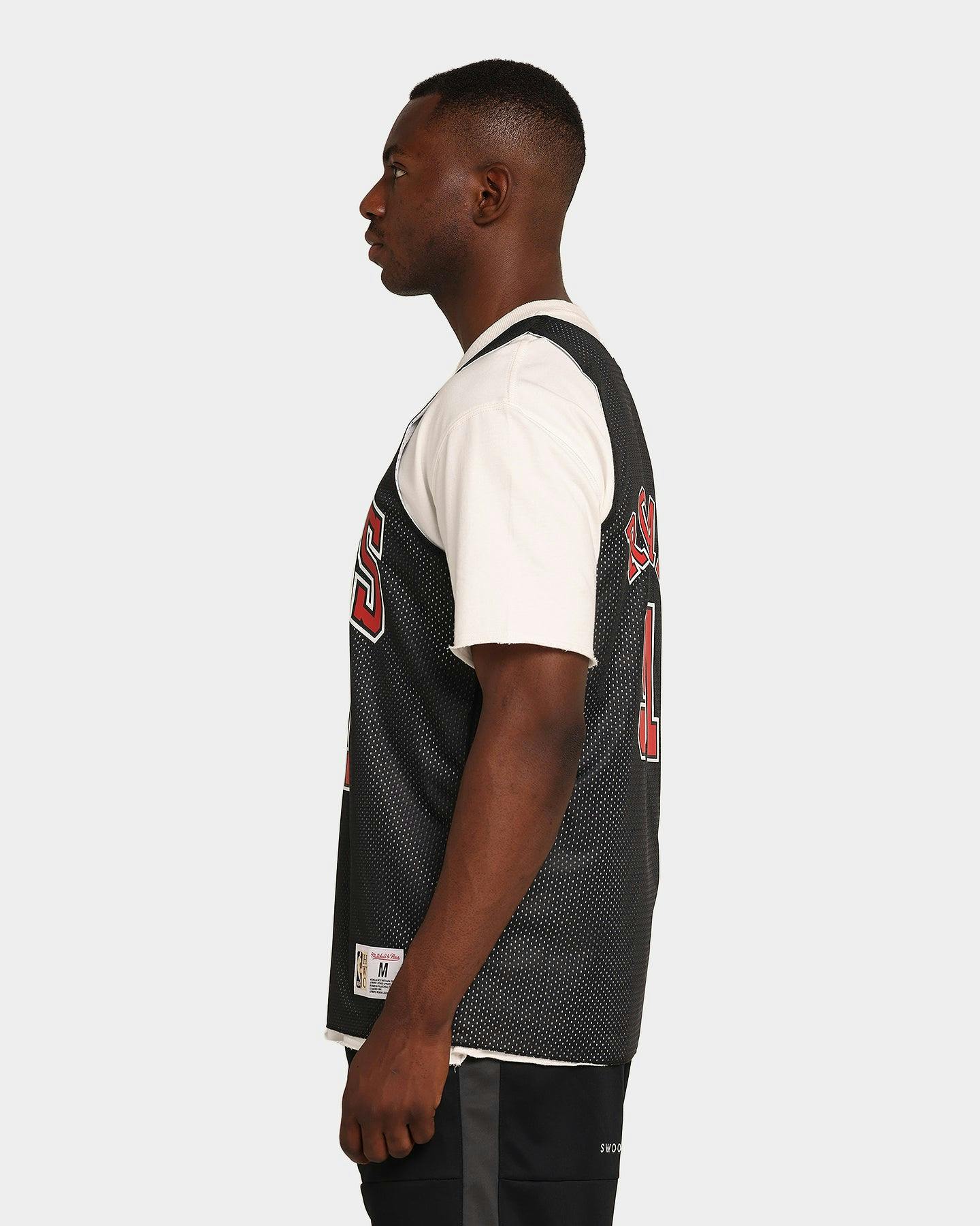 Mitchell & Ness Chicago Bulls Dennis Rodman REV Mesh #96 Tank Red ...