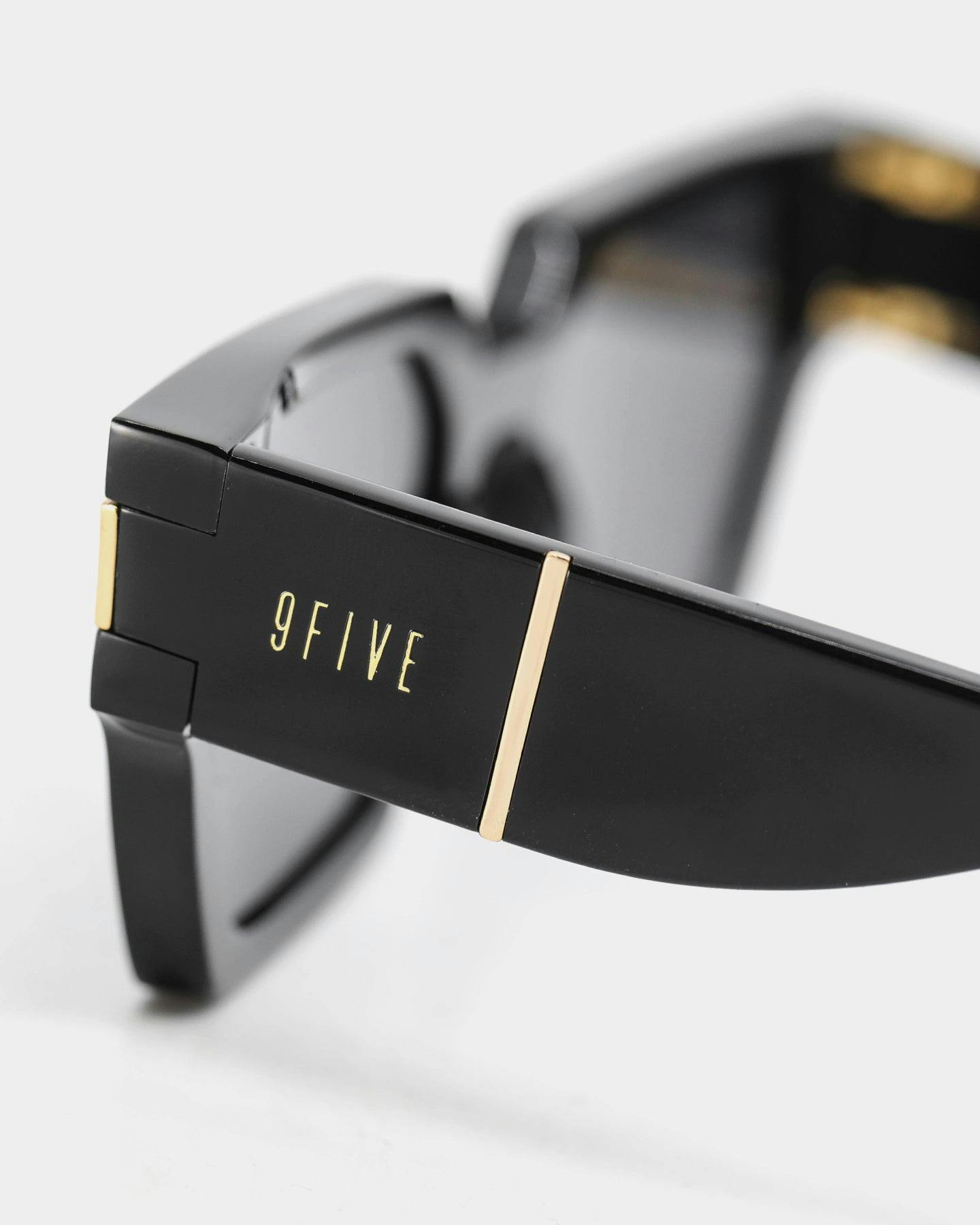 9FIVE Locks Sunglasses Black/Gold | Culture Kings US